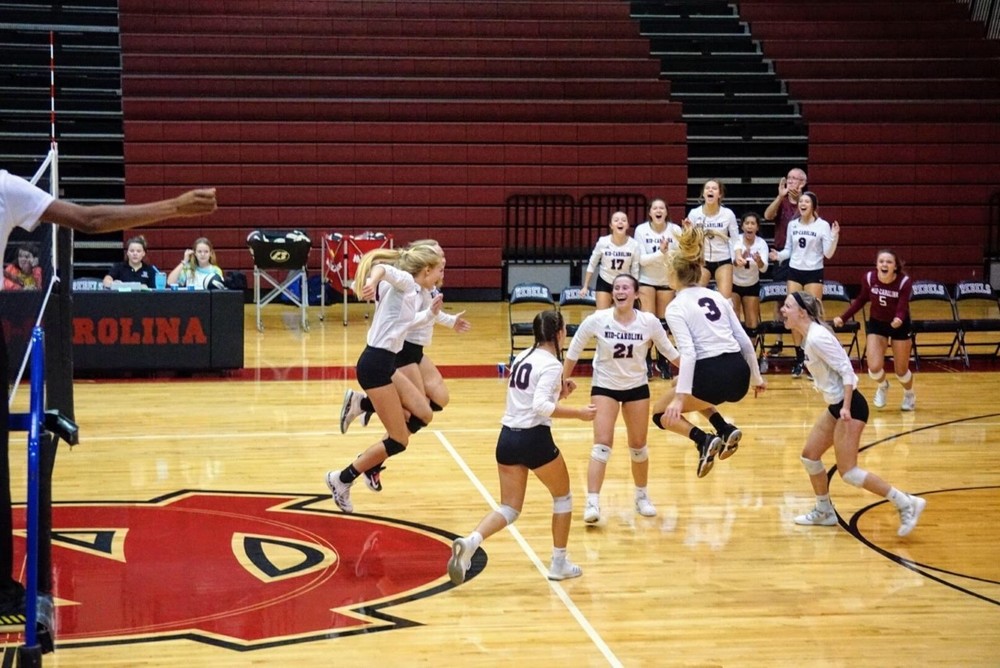 Volleyball | Mid-Carolina High School